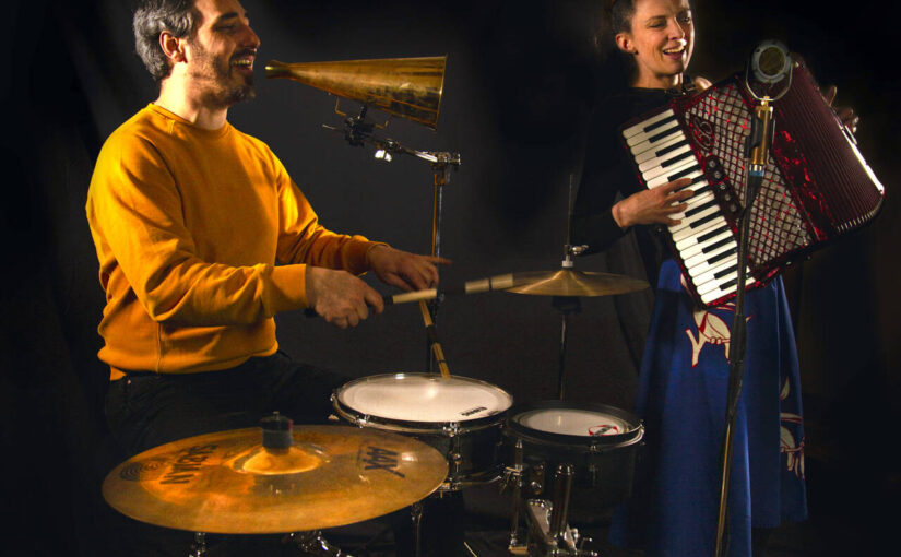 Bloutch “L’aube des bulles”@Théâtre Mercelis - Jeunesses Musicales ...